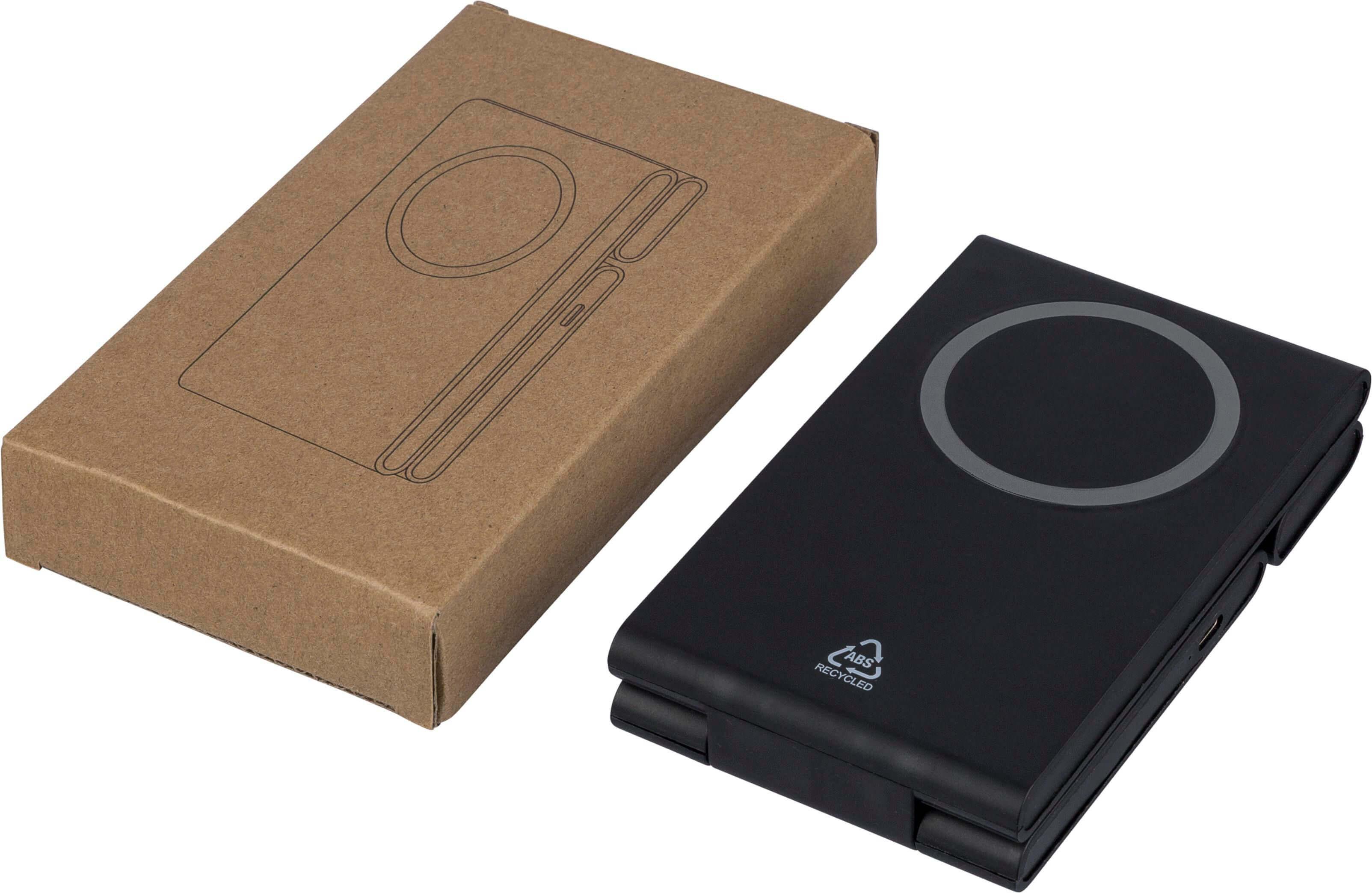 Carregador sem fios magnético 3 em 1 reciclado em ABS Valerio – Effect